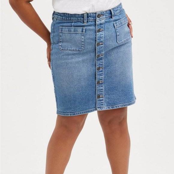 torrid | Skirts | Torrid Button Front Mini Skirt Classic Denim Ligh ...